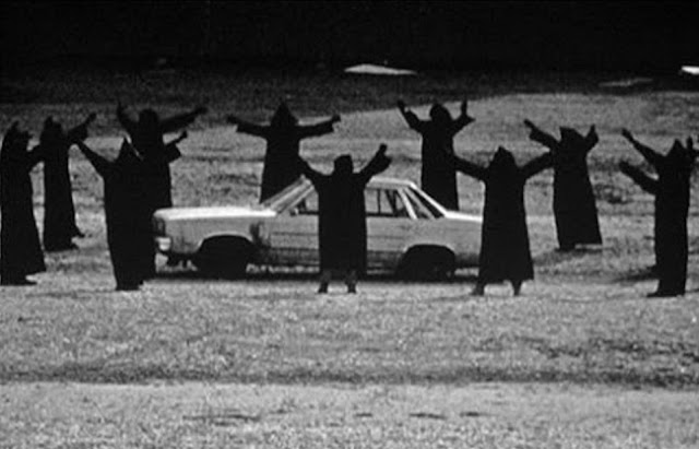 7 Strange and Scary Cults