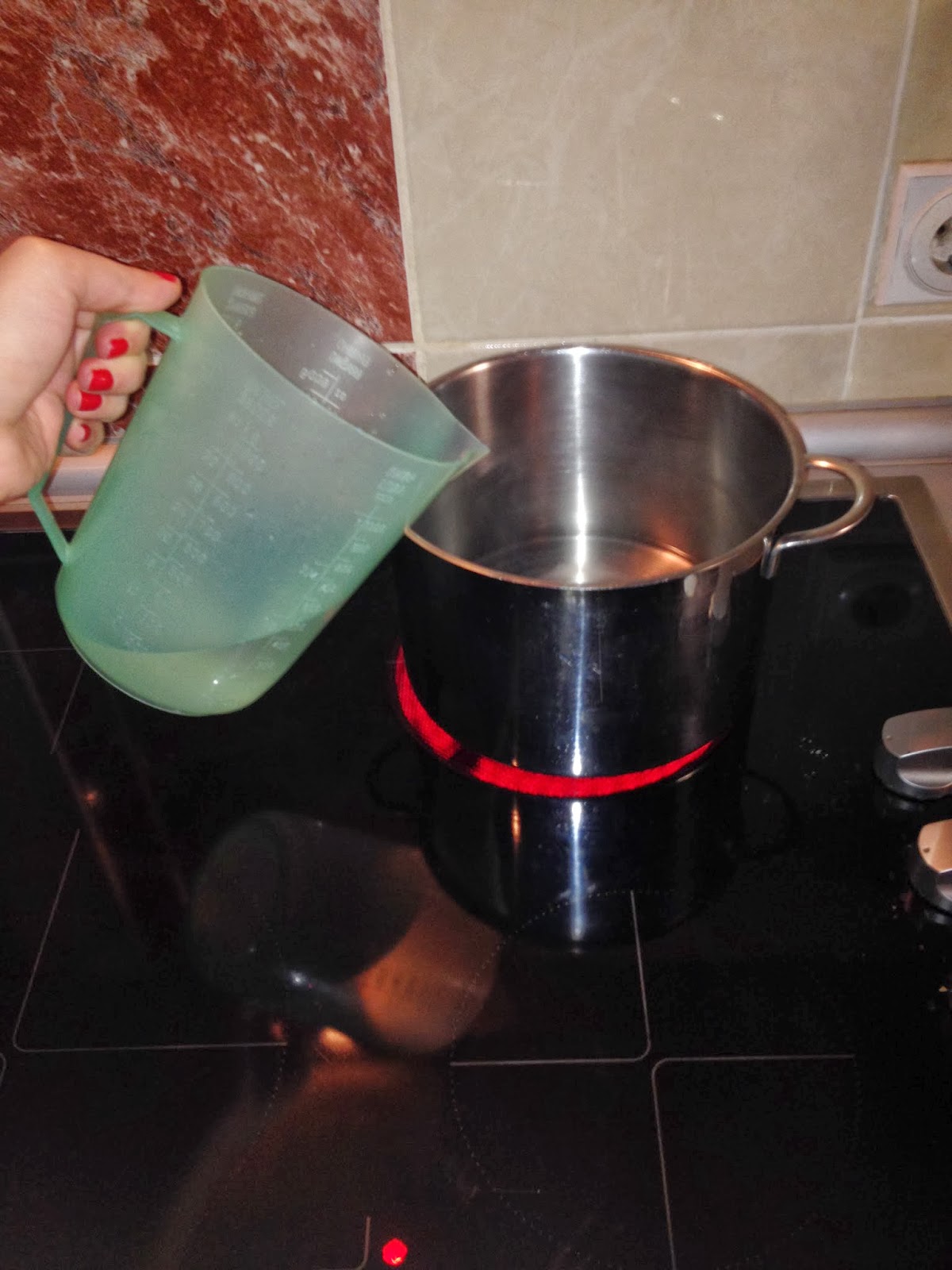 Lolin svet: DIY:Lush žele sapun