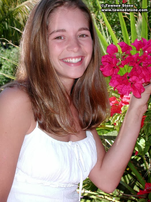 Biografias: Tawnee Stone Fotos #14