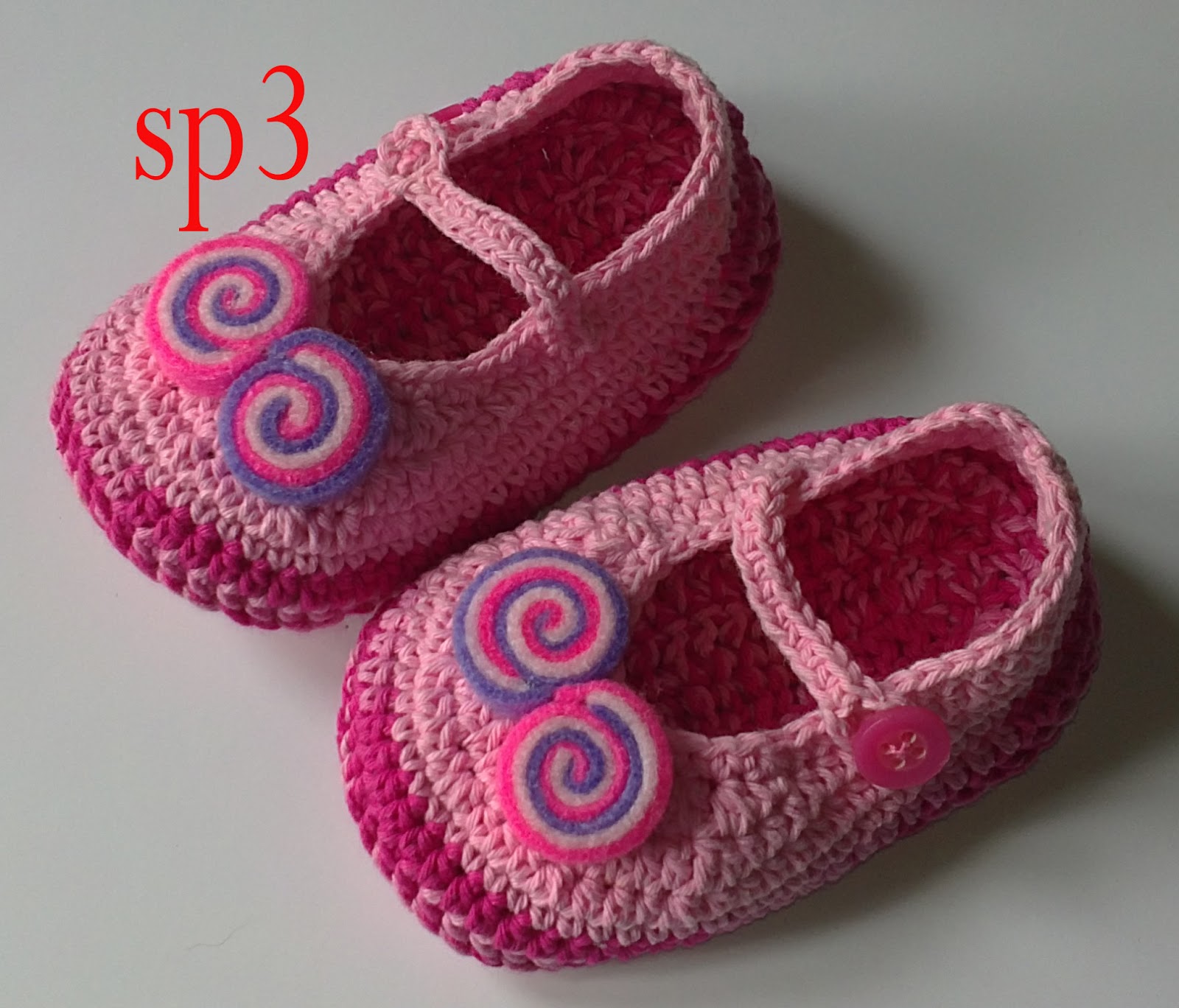 Produsen Rajut Hand Made Bandung: Sepatu Rajut Bayi Murah