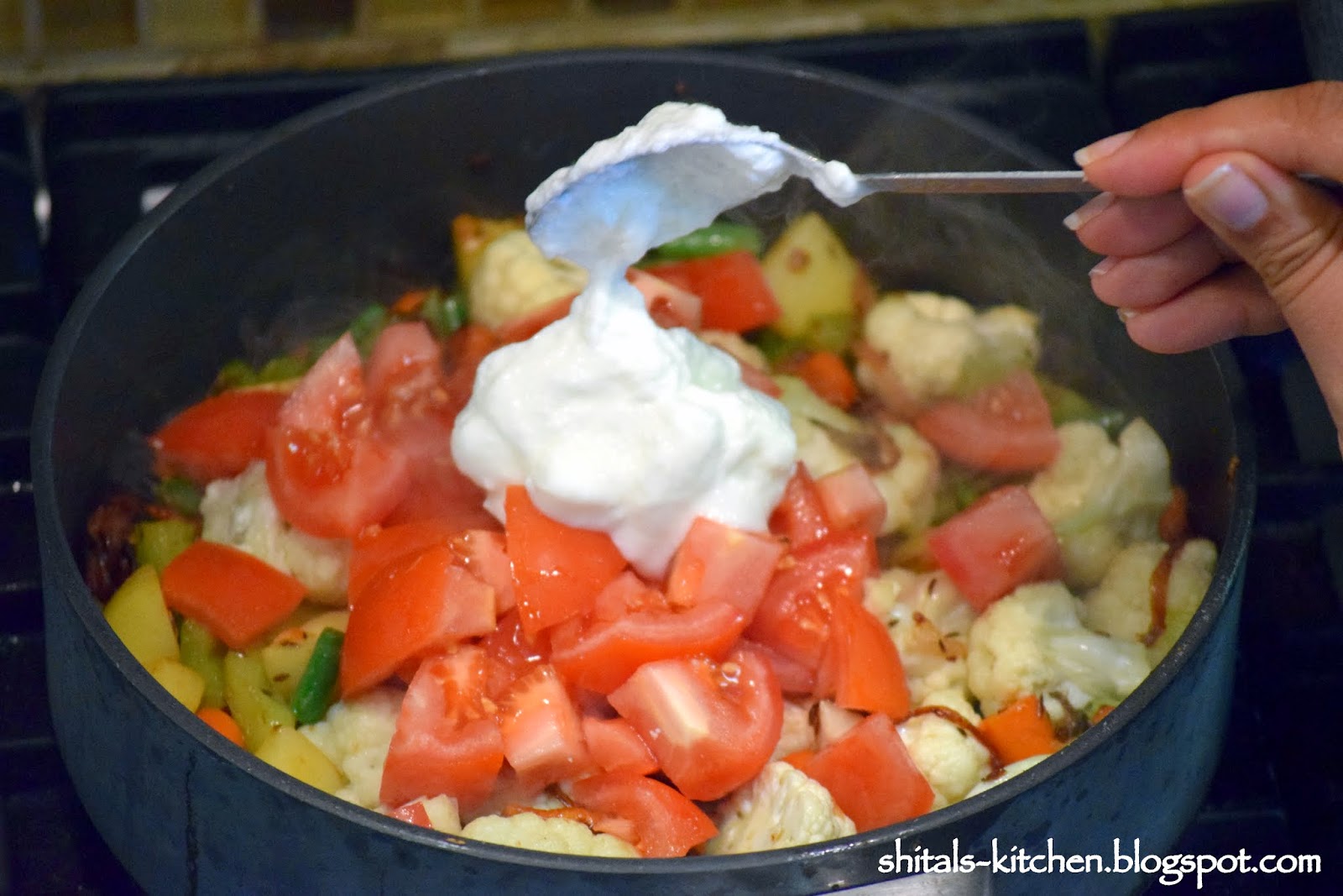 Shital's-Kitchen: Vegetable Dum Biryani