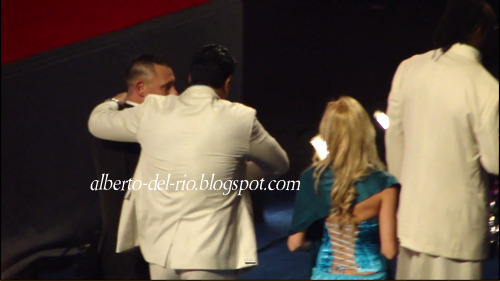 Alberto Del Río y su esposa en evento ~ ★Alberto Del Rio Blog★