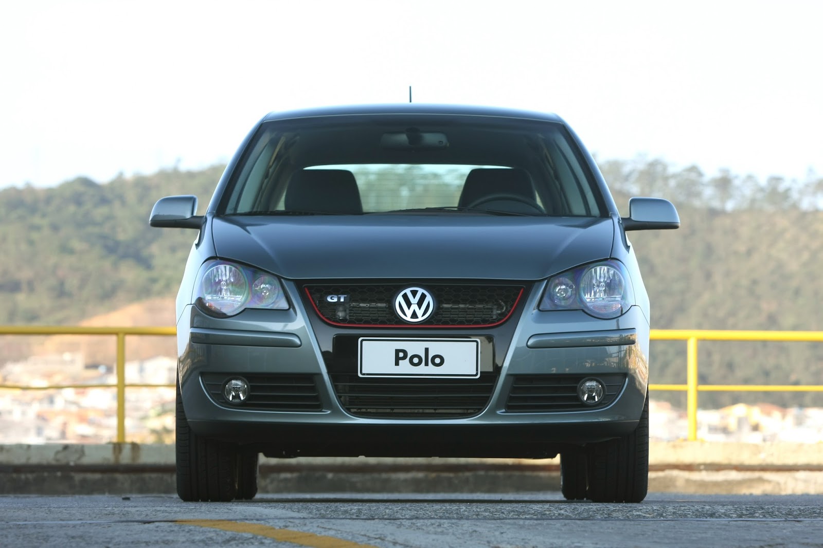 VW Polo GT 2009 e Sedan 2.0 Flex: preços e especificações