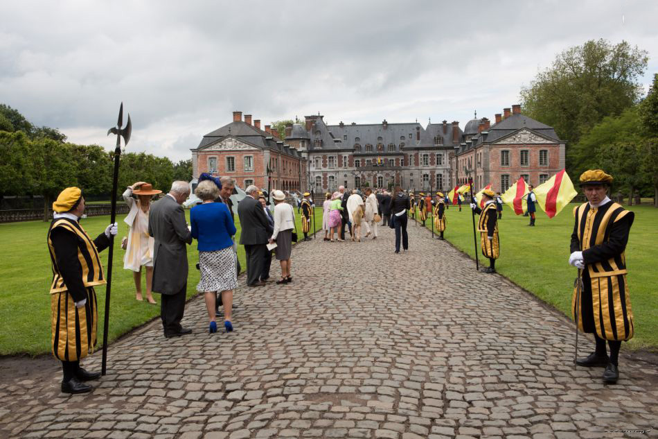 Royal Family Around the World: Princess Alix of Ligne Weds Count ...