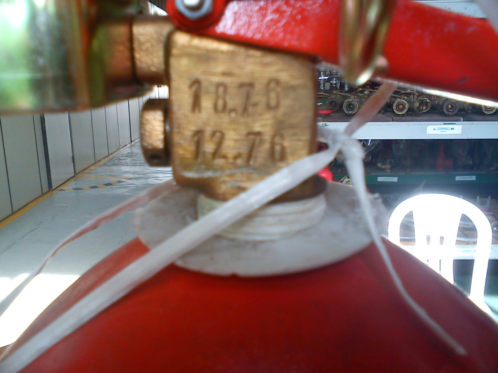 Extintores de Incêndio: Pesagem de Extintor