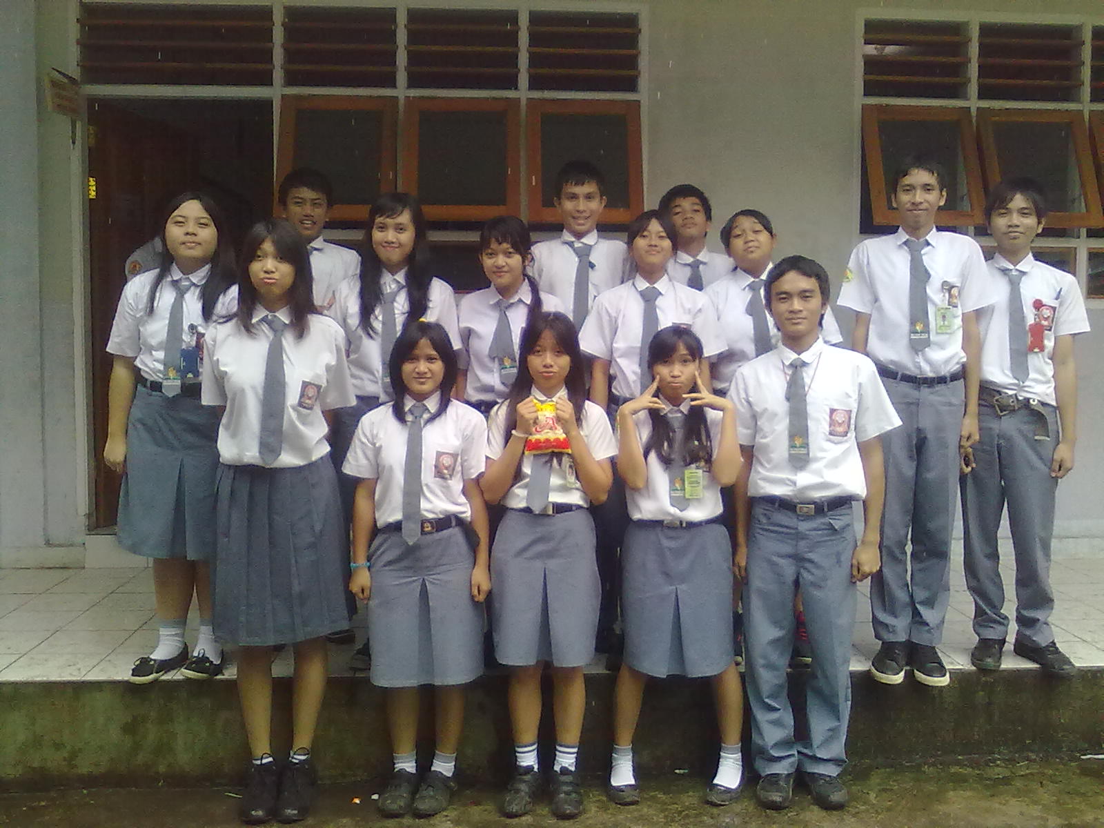 Oktavianus Dengah blog: Kelas XI IPA SMA UNKLAB AIRMADIDI Tahun ...