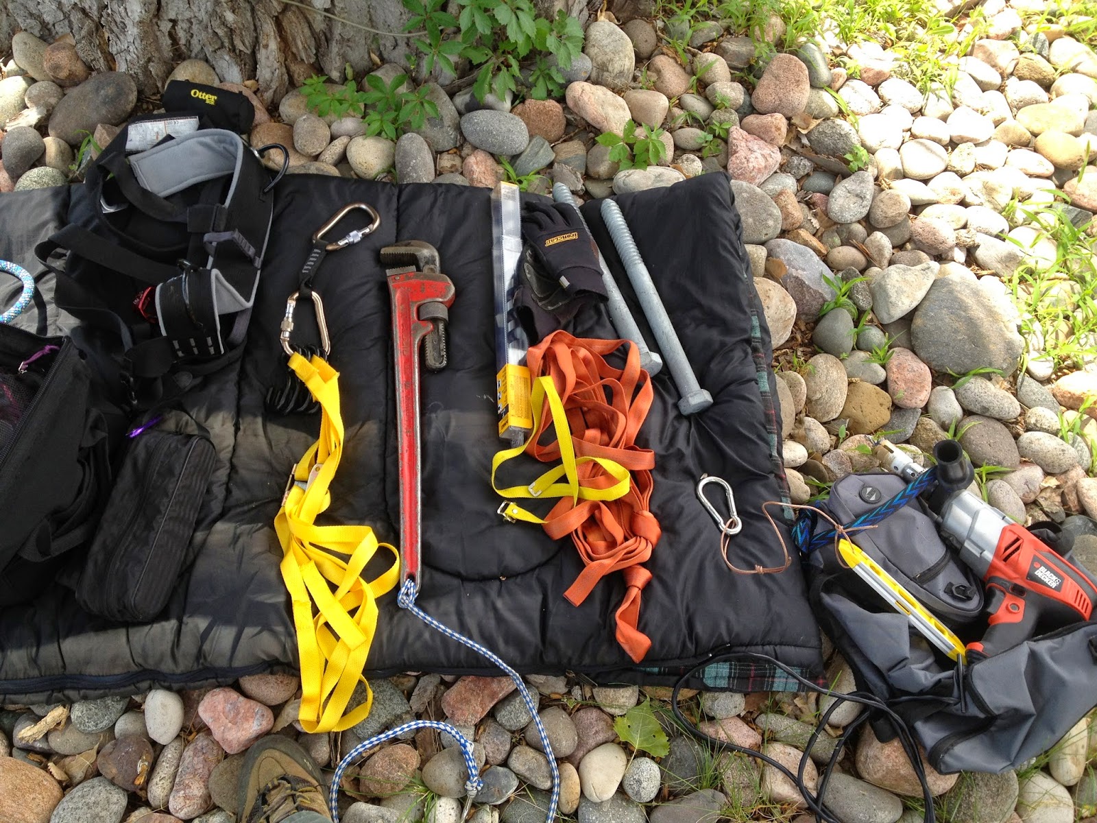 The Treehouser: Part 7: Installing Treehouse Bolts