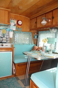 Nancy's Vintage Trailers: Vintage Pink or Blue... What Fun