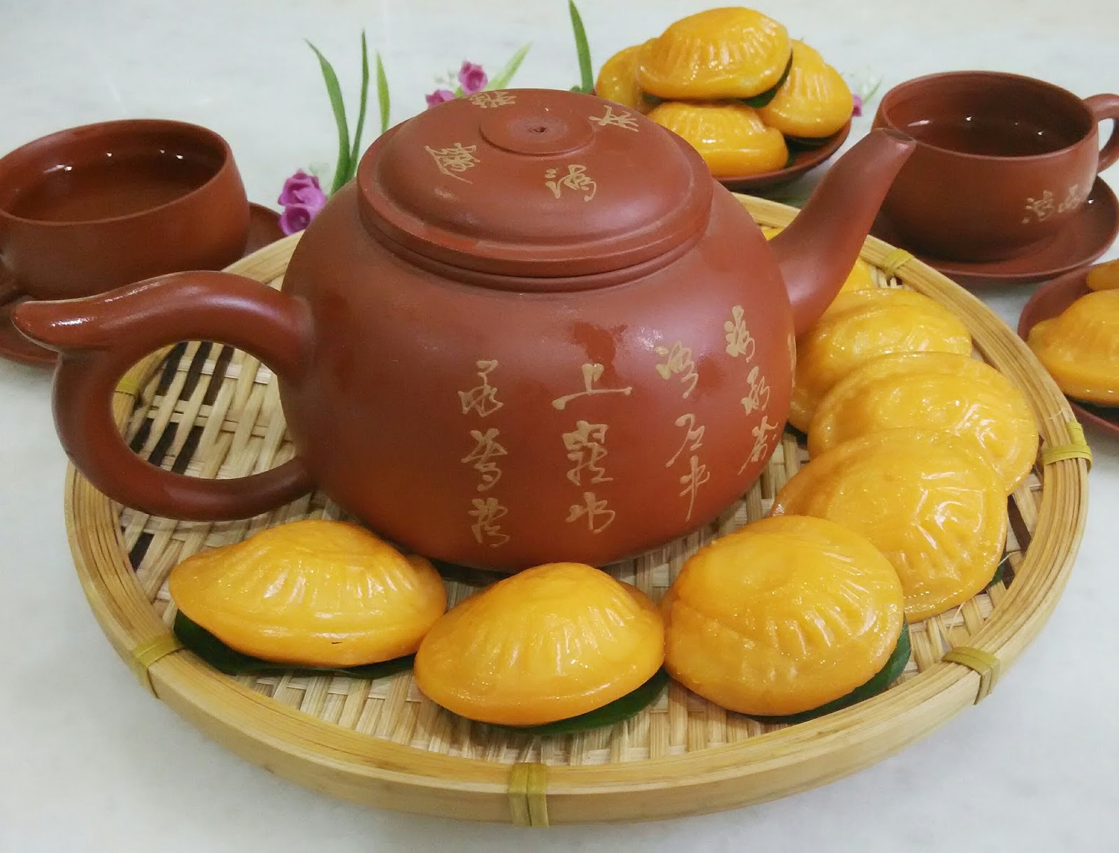 ORANGE SWEET POTATO ANGKU KUEH