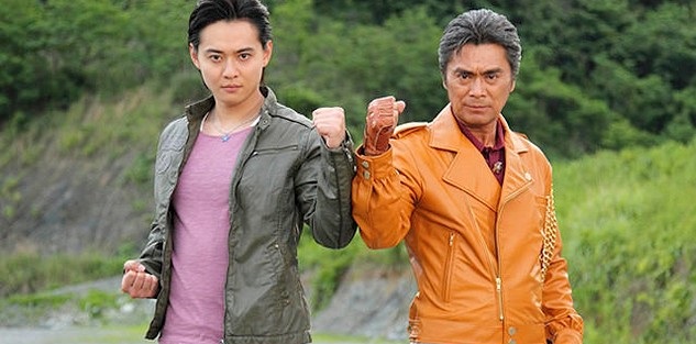 UCHUU KEIJI GAVAN - O PRIMEIRO METAL HERO!