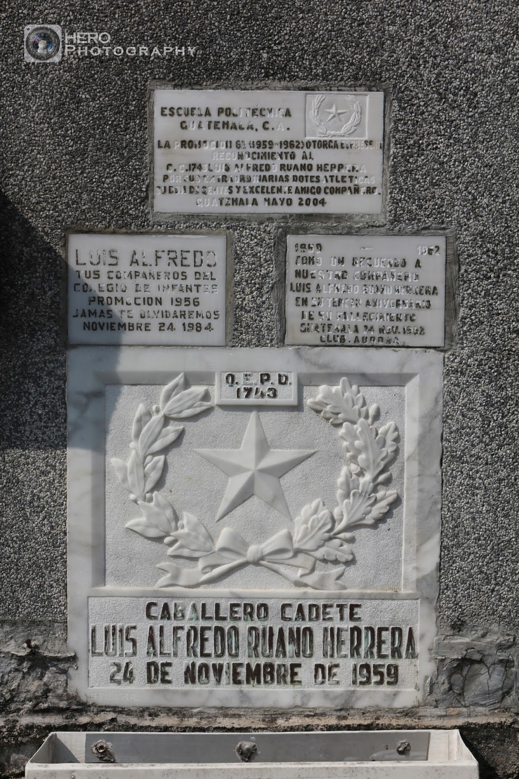 FOTOGRAFÍA DOCUMENTAL: Lapidas y Cruces