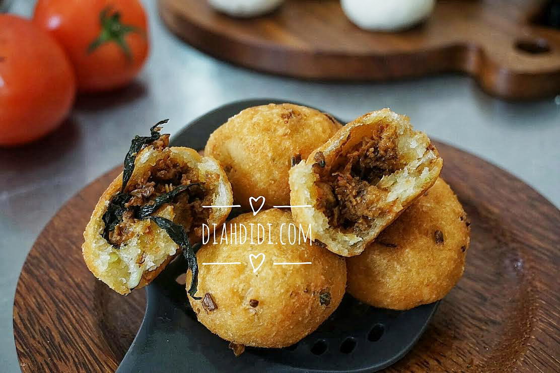 Diah Didi's Kitchen: Combro Asli...