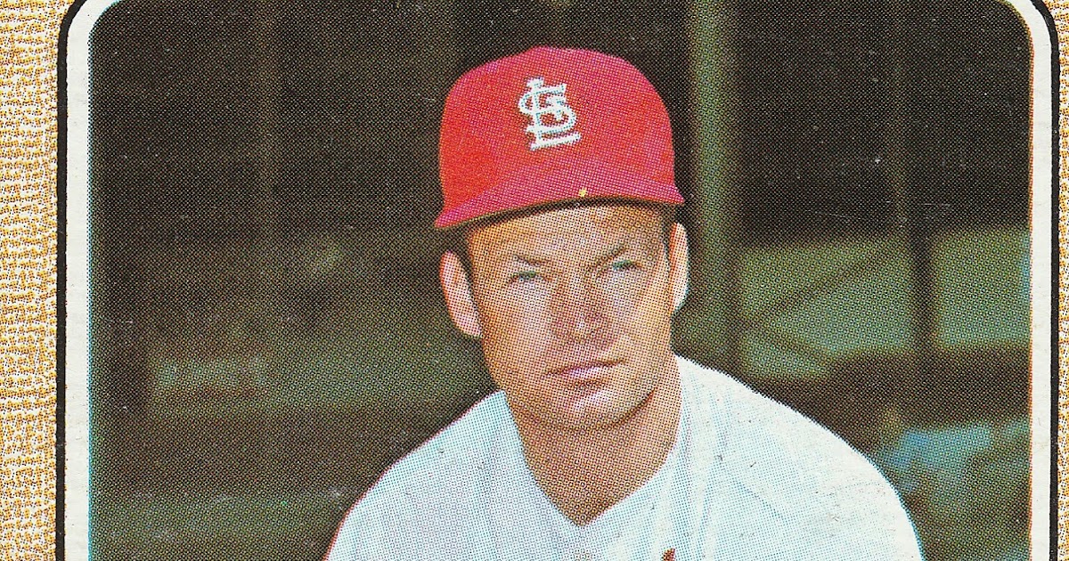 1968 Topps Baseball: Joe Hoerner (#227)