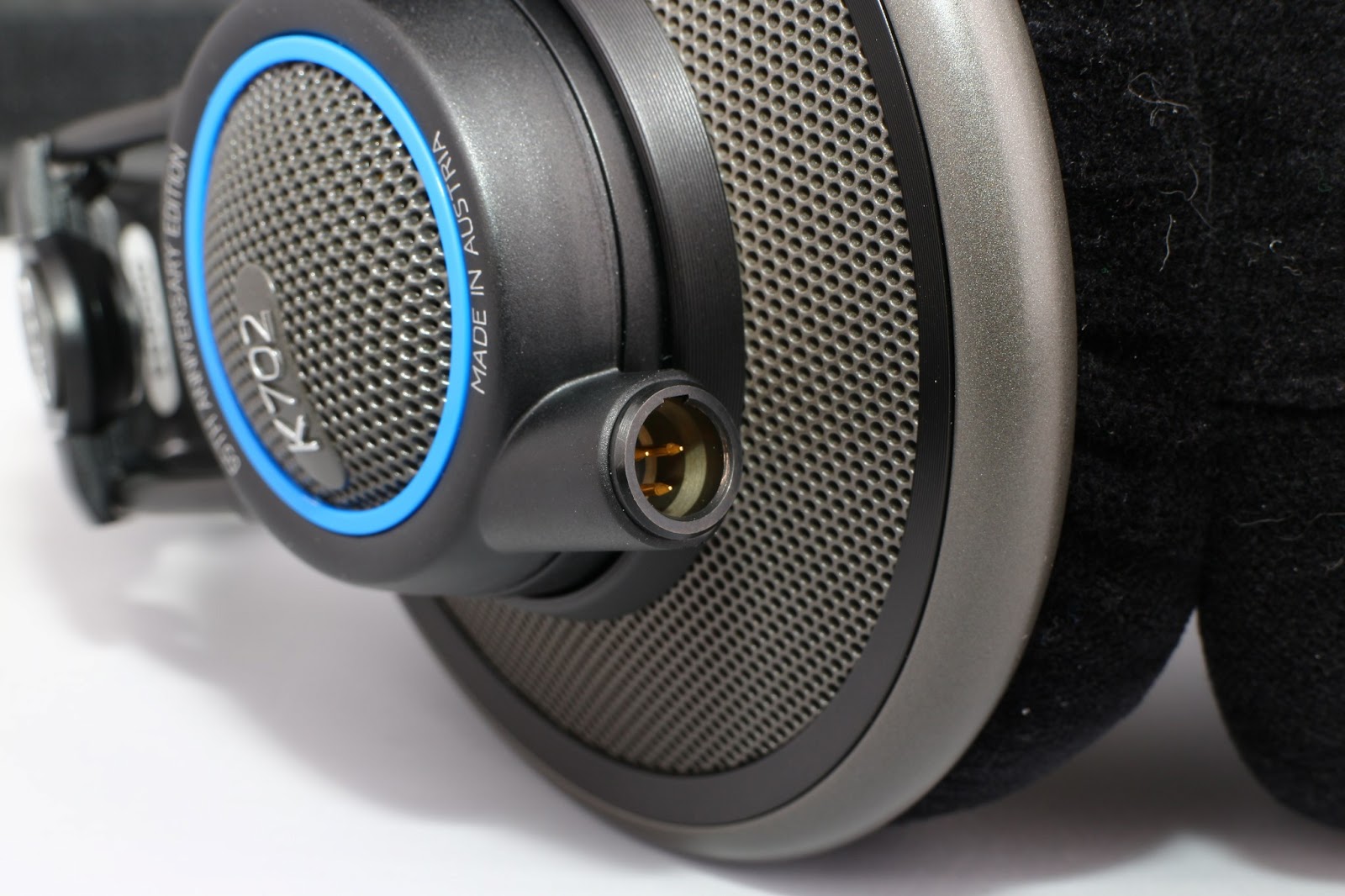 HorLick耳機部落: AKG K702 65th Anniversary