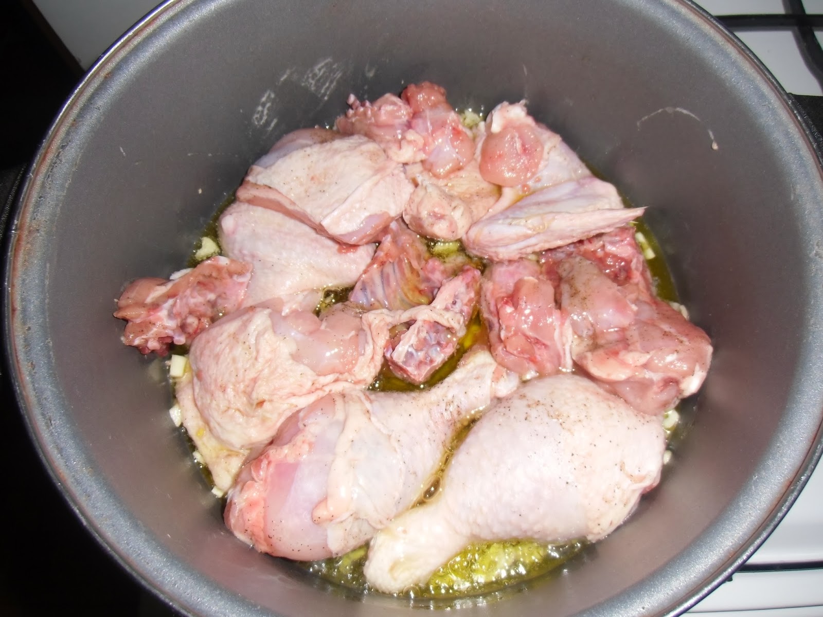 Mi Sartén: Pollo al ajillo con patatas alioli