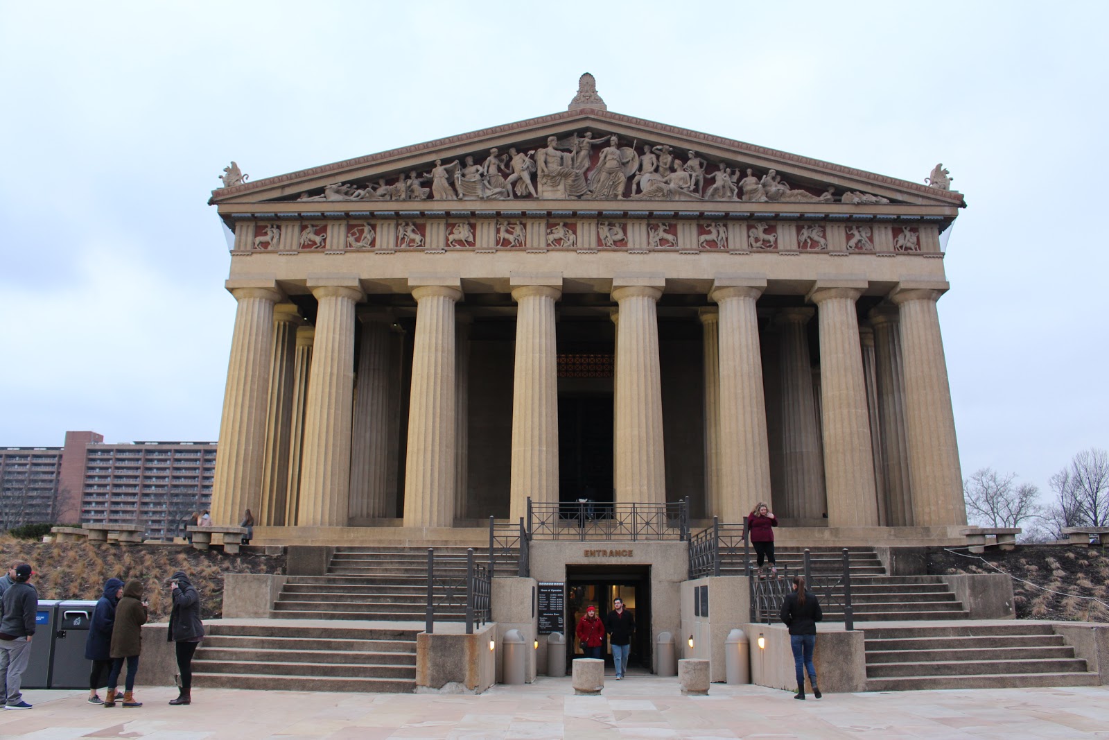 Living a Lowder Life: Visiting the Parthenon