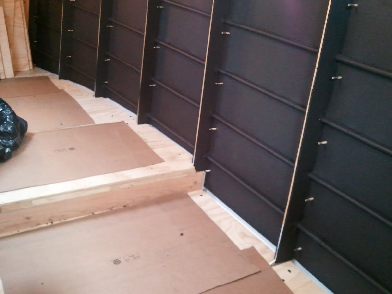 Building Koloa (Kama Hele): Engine room and exhaust trunk insulation