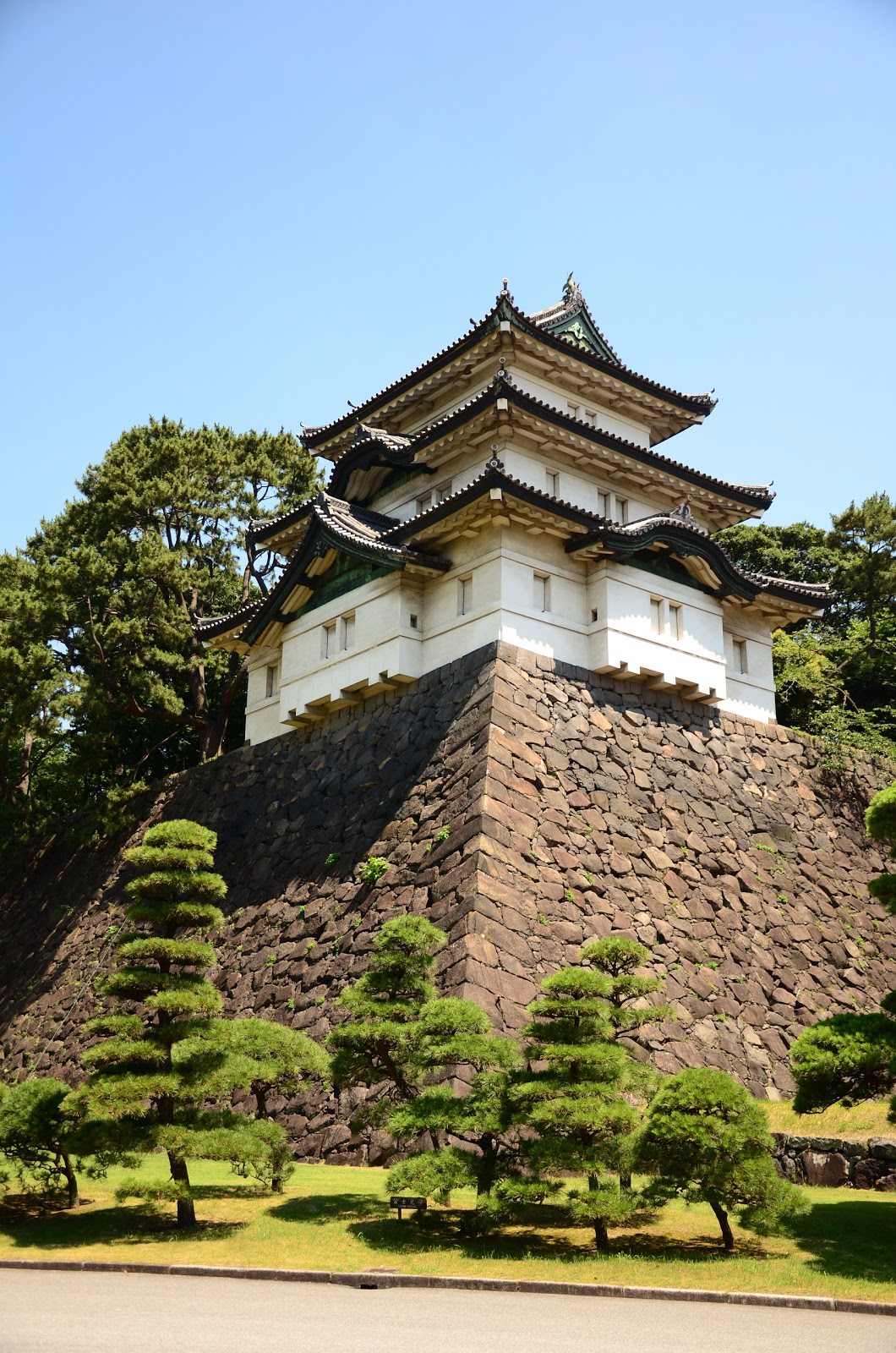 The Nomadic Pinoy: Imperial Palace, Kabuki and Rizal