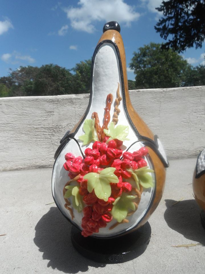 Marli Artesanias: Yerberos y azucareros simples de una sola tapa.