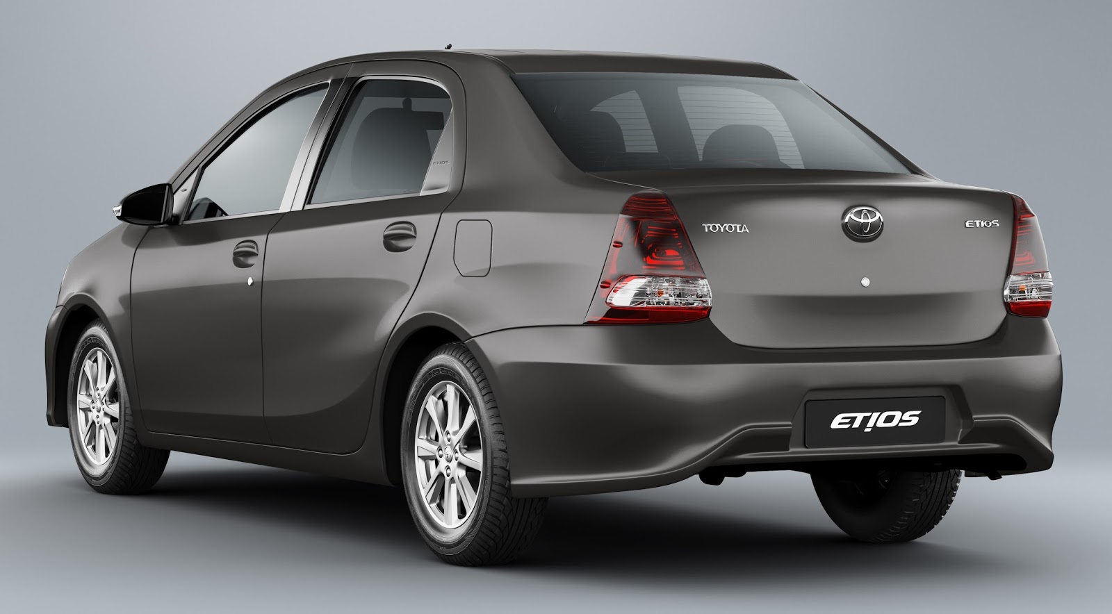 Toyota Etios 2019 ganha controles de estabilidade/tração e perde versão ...