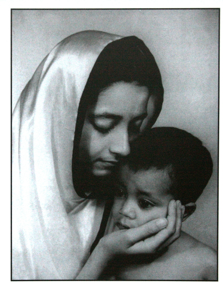 Artists Express: "Mother" The Living legend of Indian Photography