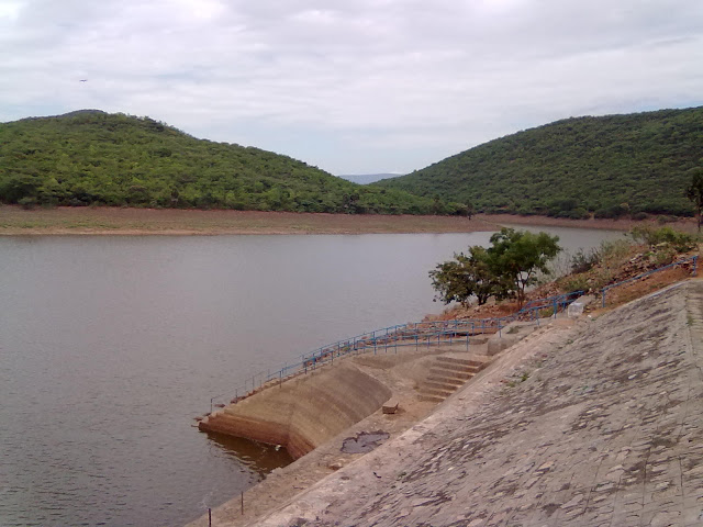 Tamilnadu Tourism: Ponnaniyaru Dam