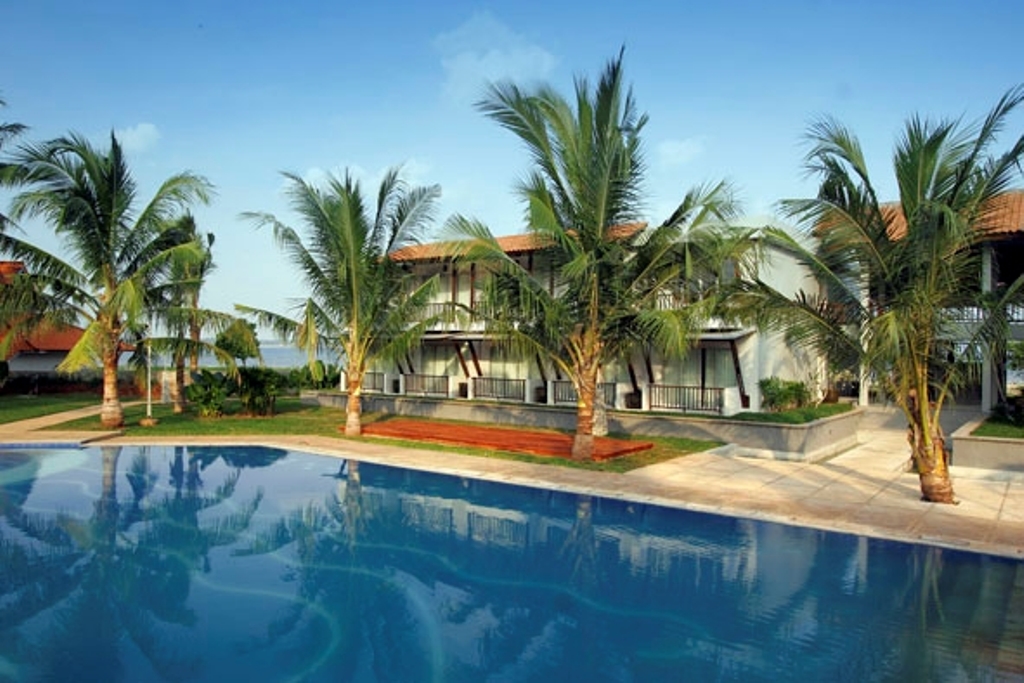 Grand Elty Krakatoa Lampung - TᖇᗩᐯEᒪEᖇIEᑎ