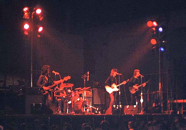 LUIZ WOODSTOCK: BADFINGER CONCERTS - 1969-1984 compiled by Tom Brennan ...