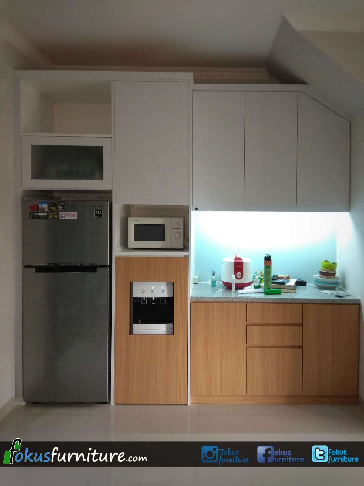 Dapur bersih di Bintaro | Furniture,Kitchen set minimalis,lemari ...