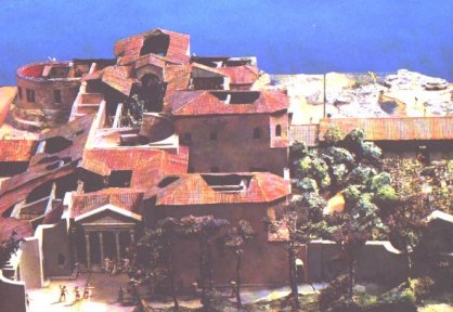 The Textual Mechanic: The Bustle of an Ancient City