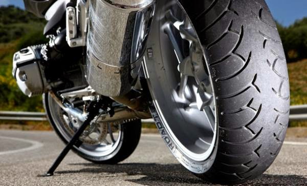 TIPS Cara Merawat Kondisi Ban Motor - Spesifikasi Harga Motor dan Mobil ...