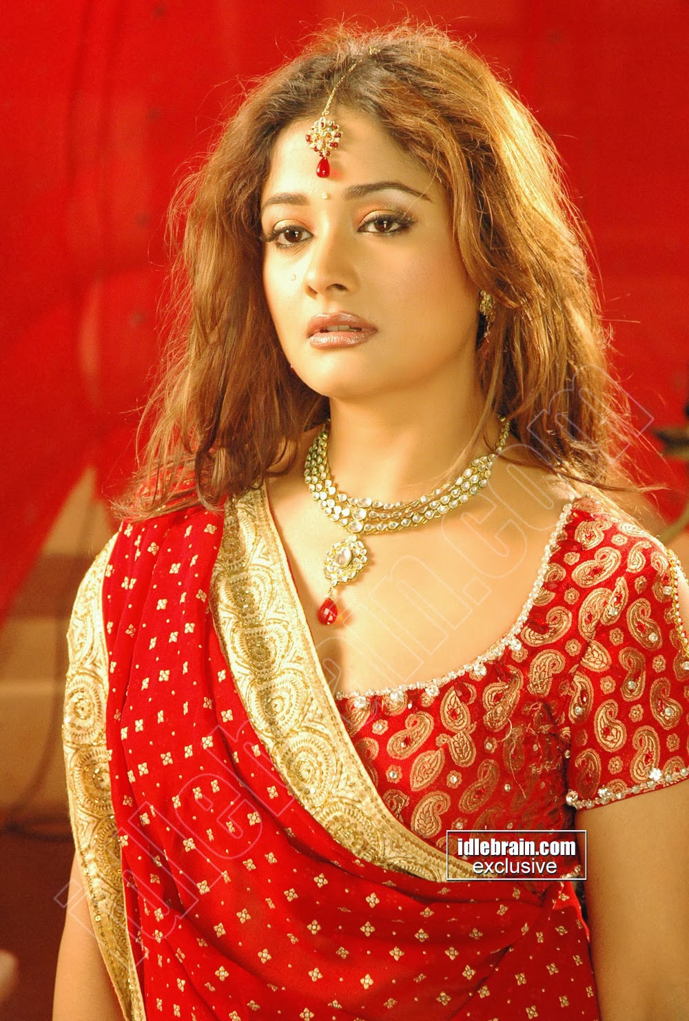 KIRAN RATHOD Sizzling Stills In Saree - Glam Actress