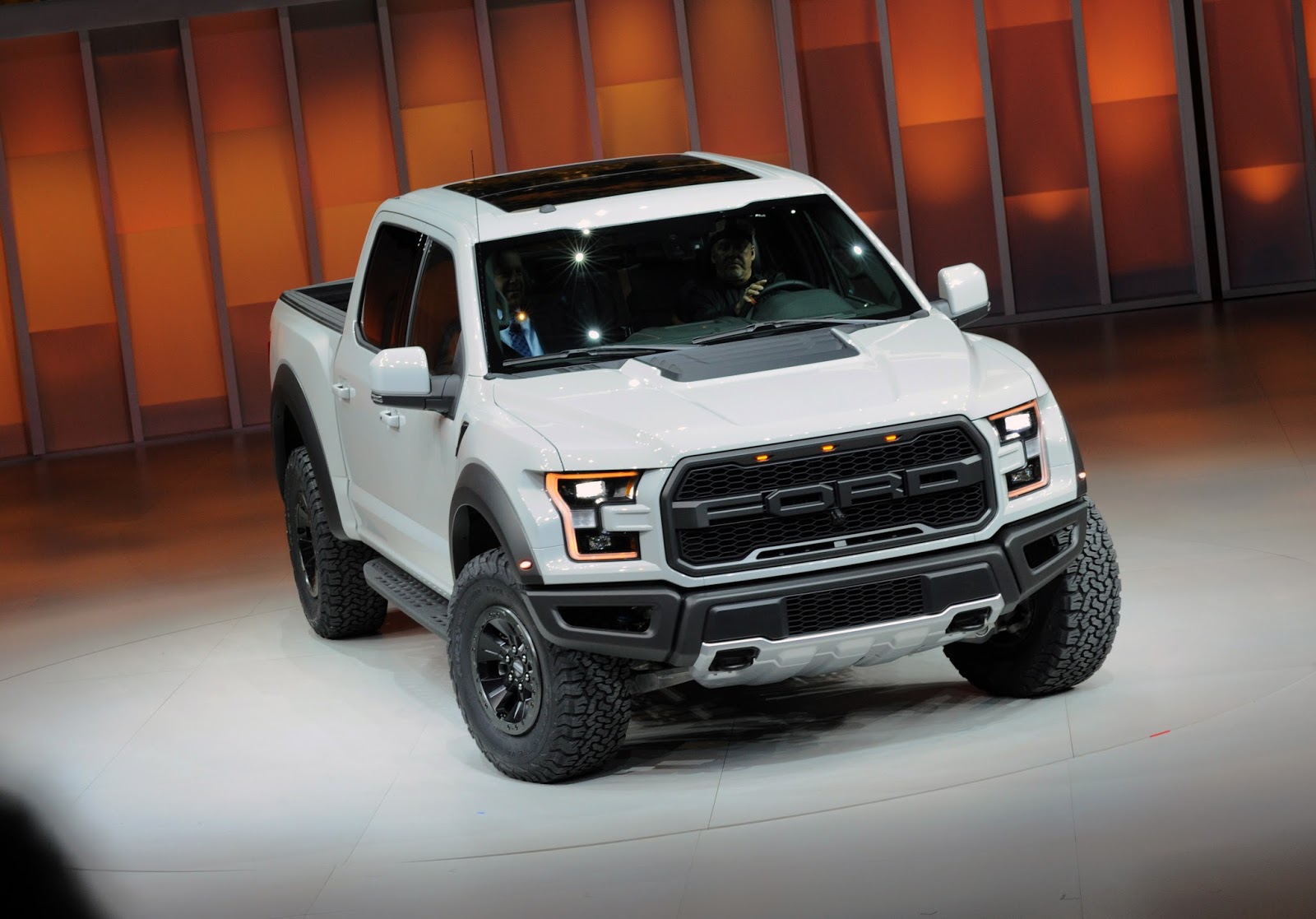 Hansel Ford Commercial Trucks & Fleet: Ford F-150 Raptor at NAIAS