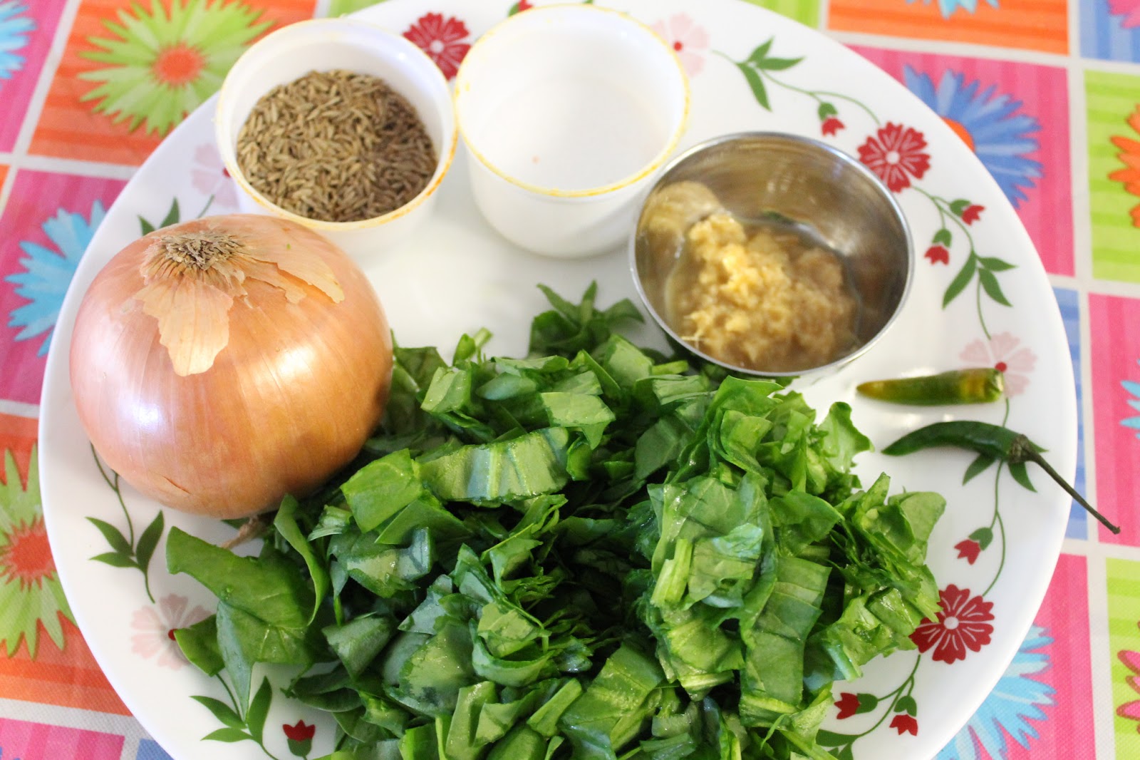 MY KITCHEN RECIPES (Collection of Vegetarian Dishes): Spinach (Palak) Fry