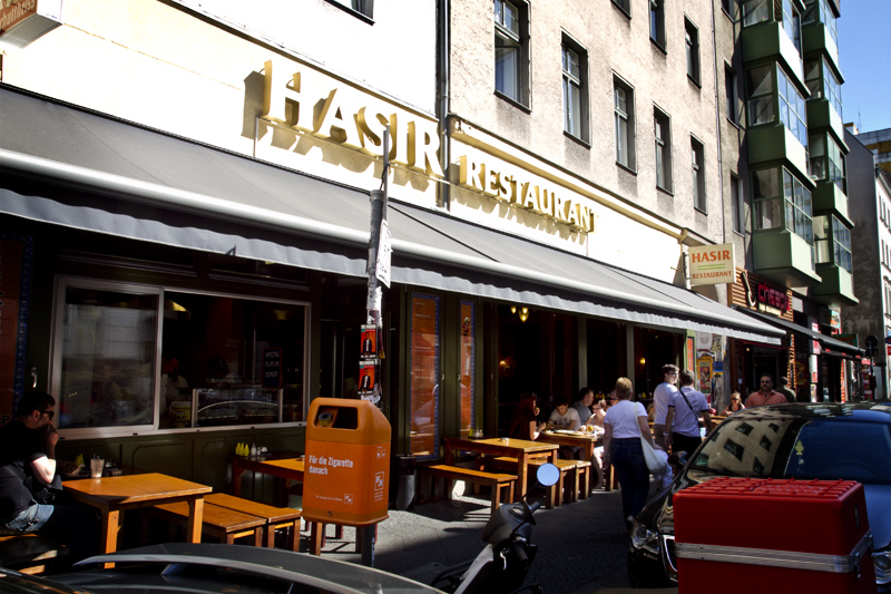 Stephie's Travel Blog: First Night in Berlin