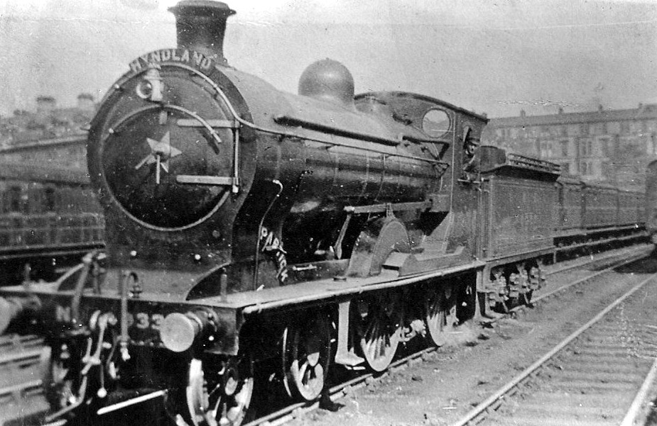 Tour Scotland: Old Photograph Scottish Steam Train Hyndland Glasgow