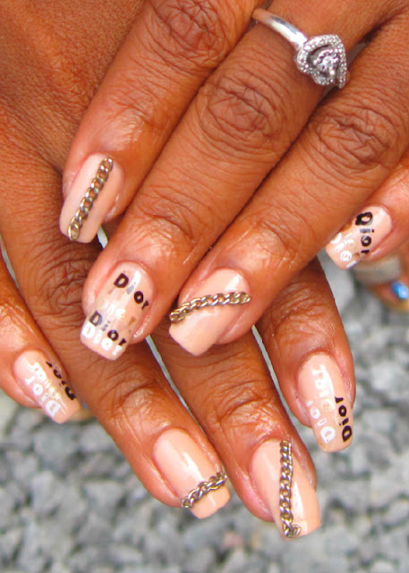 Karine’s Vernis Club: Dior & Chains Nail Art