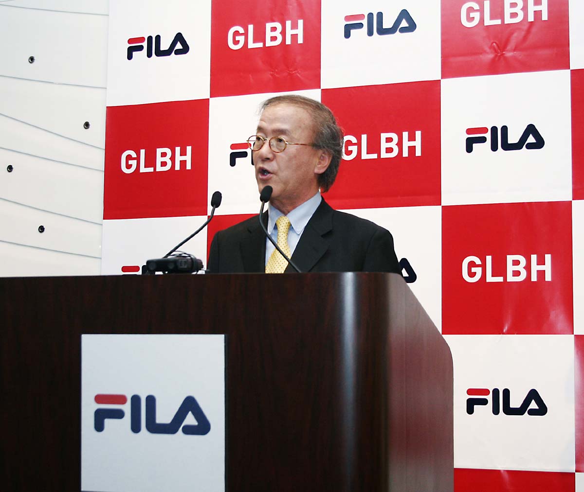 Chucknock: Gene Yoon , Chairman & CEO of Fila Korea Ltd. / GLBH ...