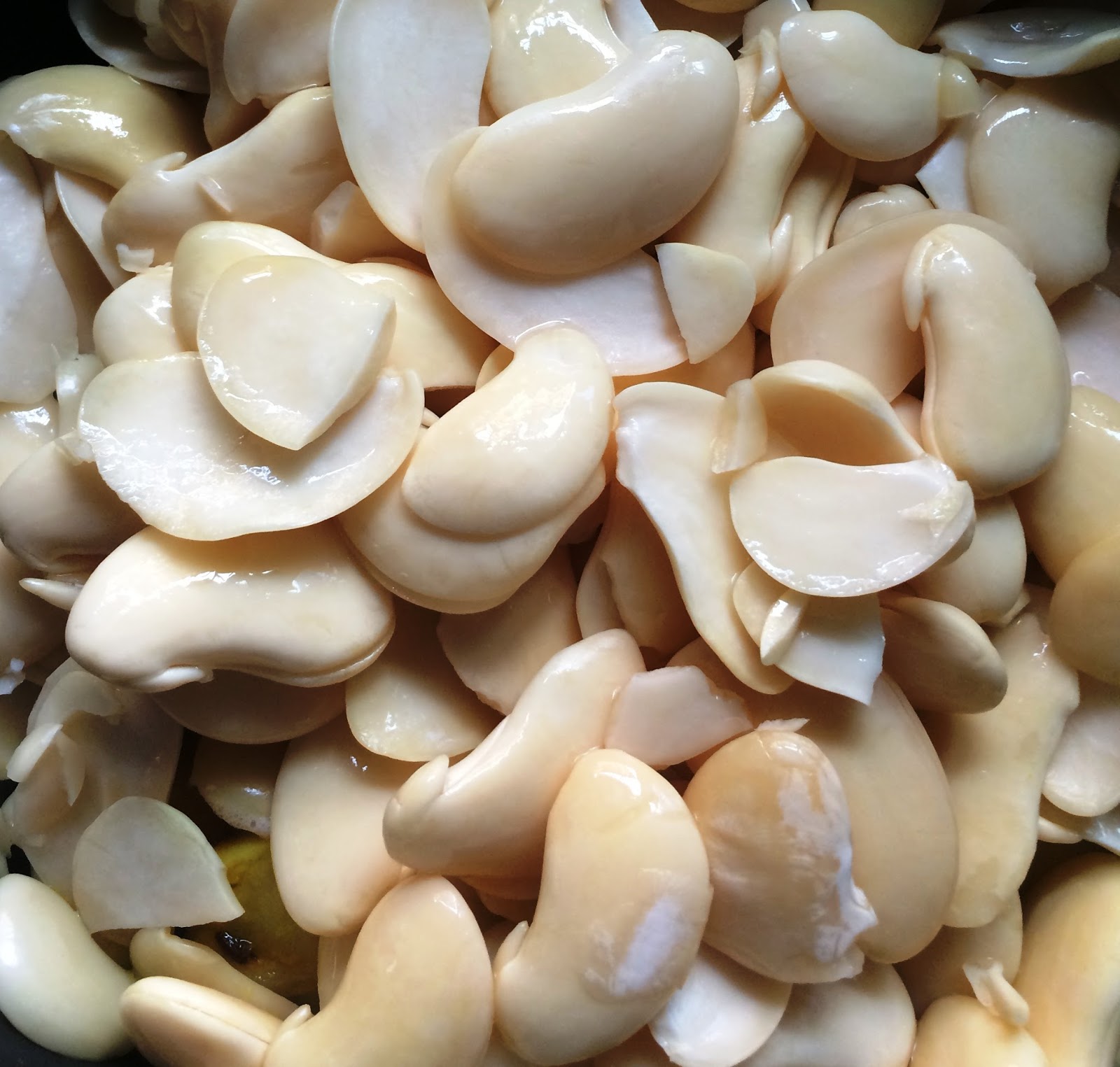 Double beans sabji ( curry ) - Sakas Aahaar