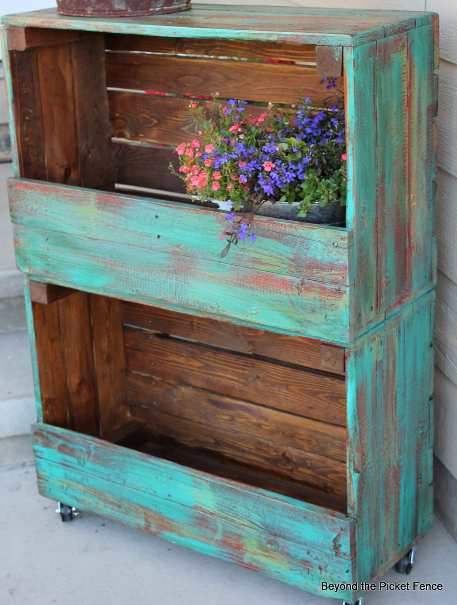 Beyond The Picket Fence: Great Crate Storage