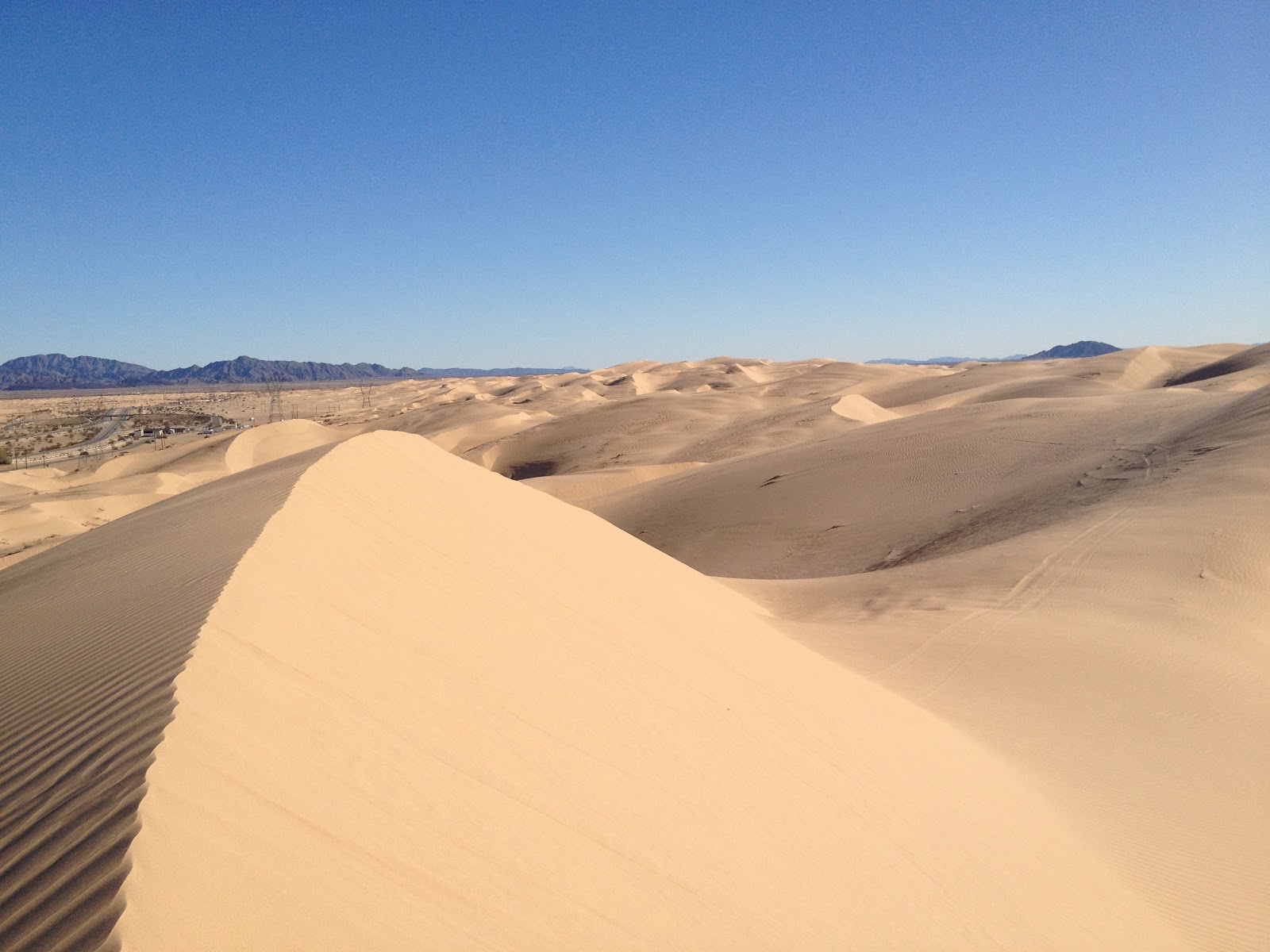 Lele Kawa: Imperial Sand dunes, CA