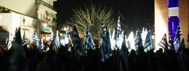 ΘΑ ΤΡΙΒΟΥΝ ΤΑ ΜΑΤΙΑ ΤΟΥΣ ΜΕ ΓΥΑΛΟΧΑΡΤΟ ΤΟ ΒΡΑΔΥ ΤΩΝ ΕΚΛΟΓΩΝ... ΔΕΙΤΕ ...