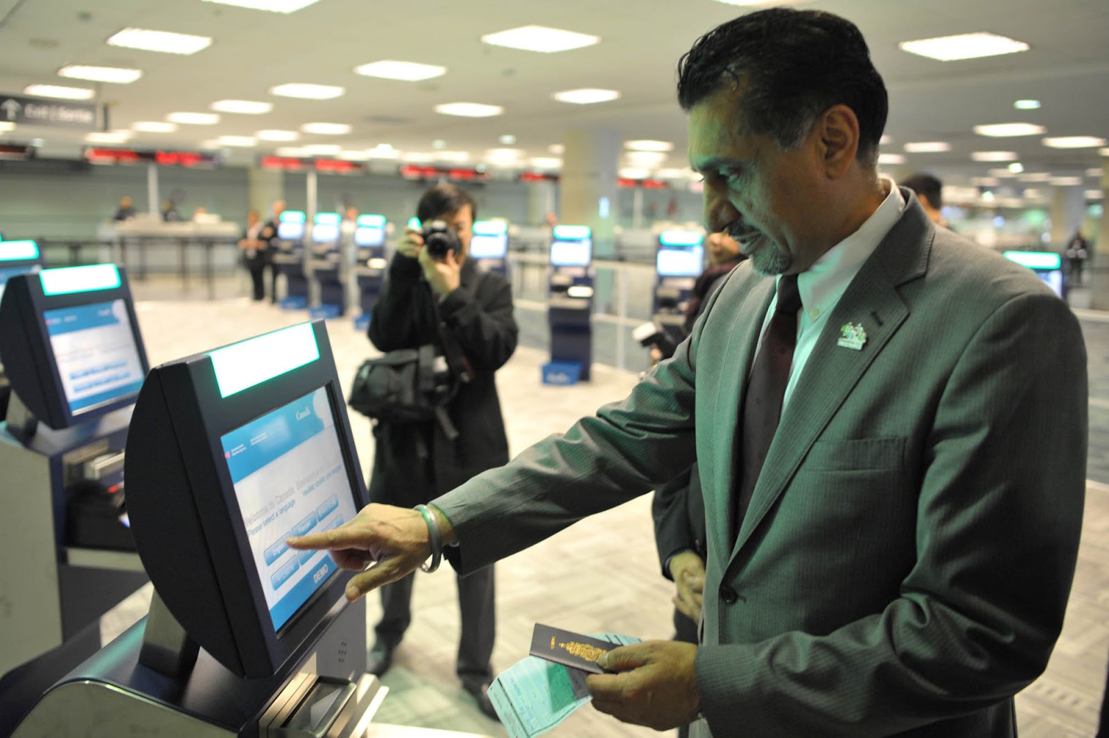 StarBuzzOnline.com : Automated Border Clearance improving service at ...