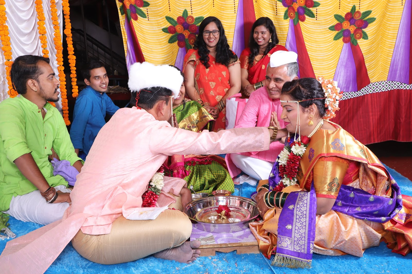 Singer Anjana Sowmya Husband Ravi Photos