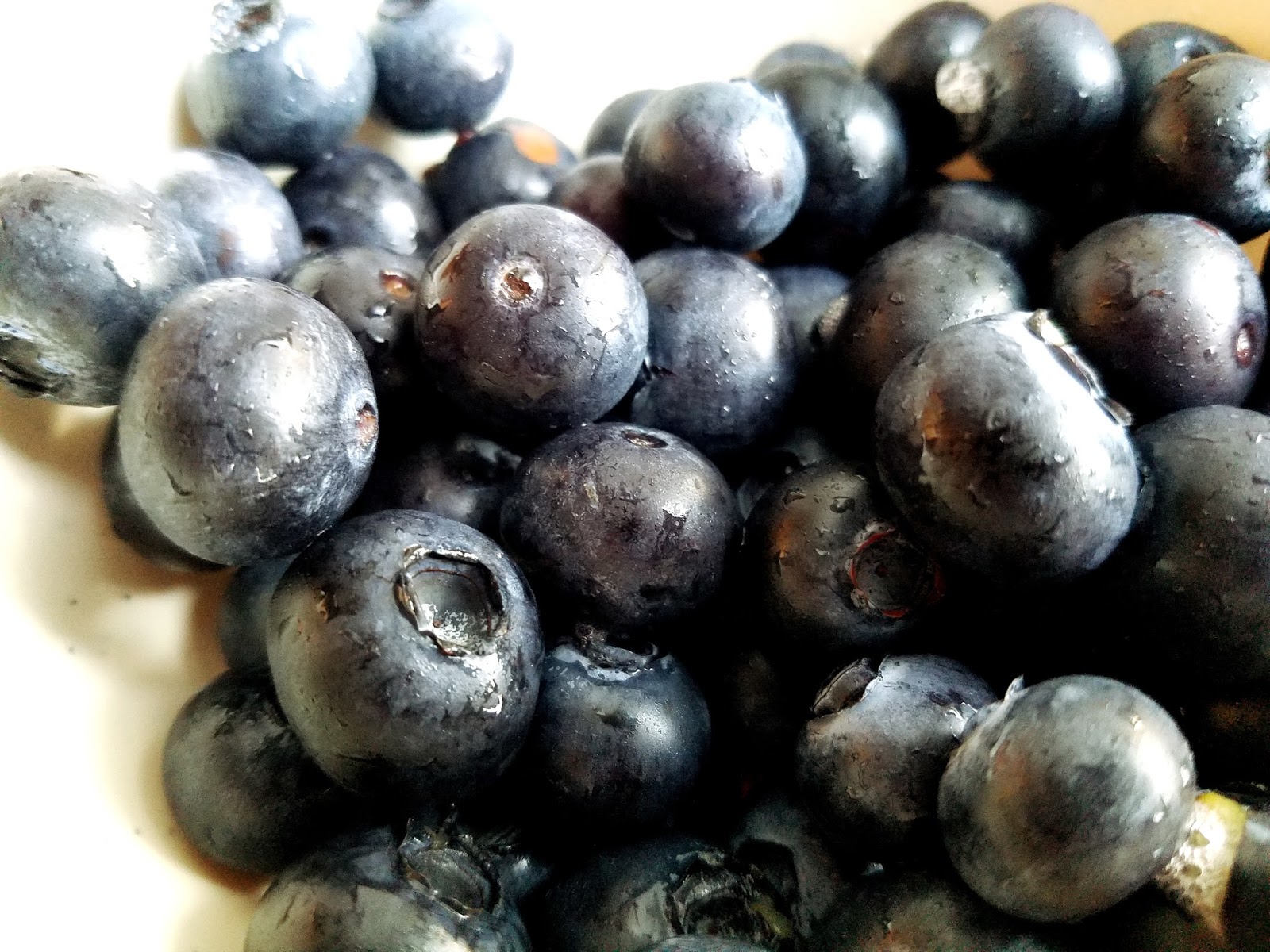 Carbonated Fruit ~ Preesi ... Food Whore