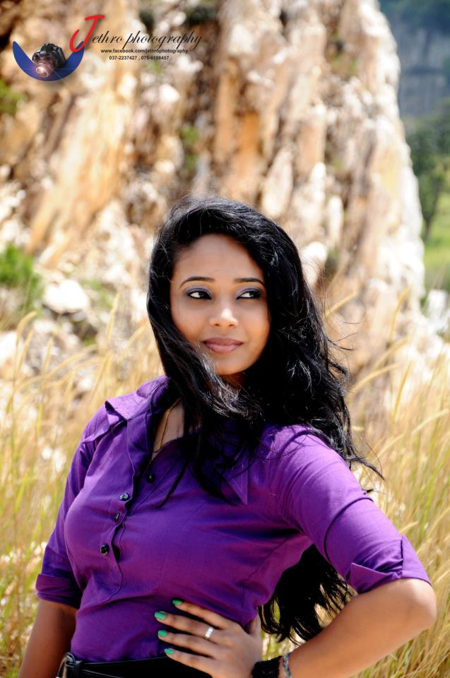 Shashini_Dilukshi New Picture Gallery - Lanka Space