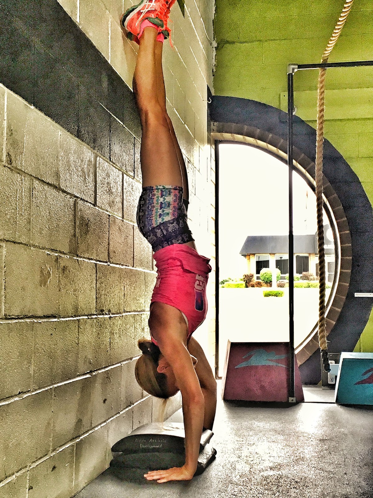Handstand push down