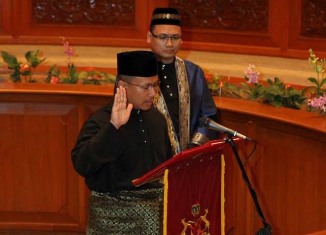 TINTA HIJAU DARI KAKI BUKIT: Gambar : Bekas Adun Dilantik Speaker Dun ...