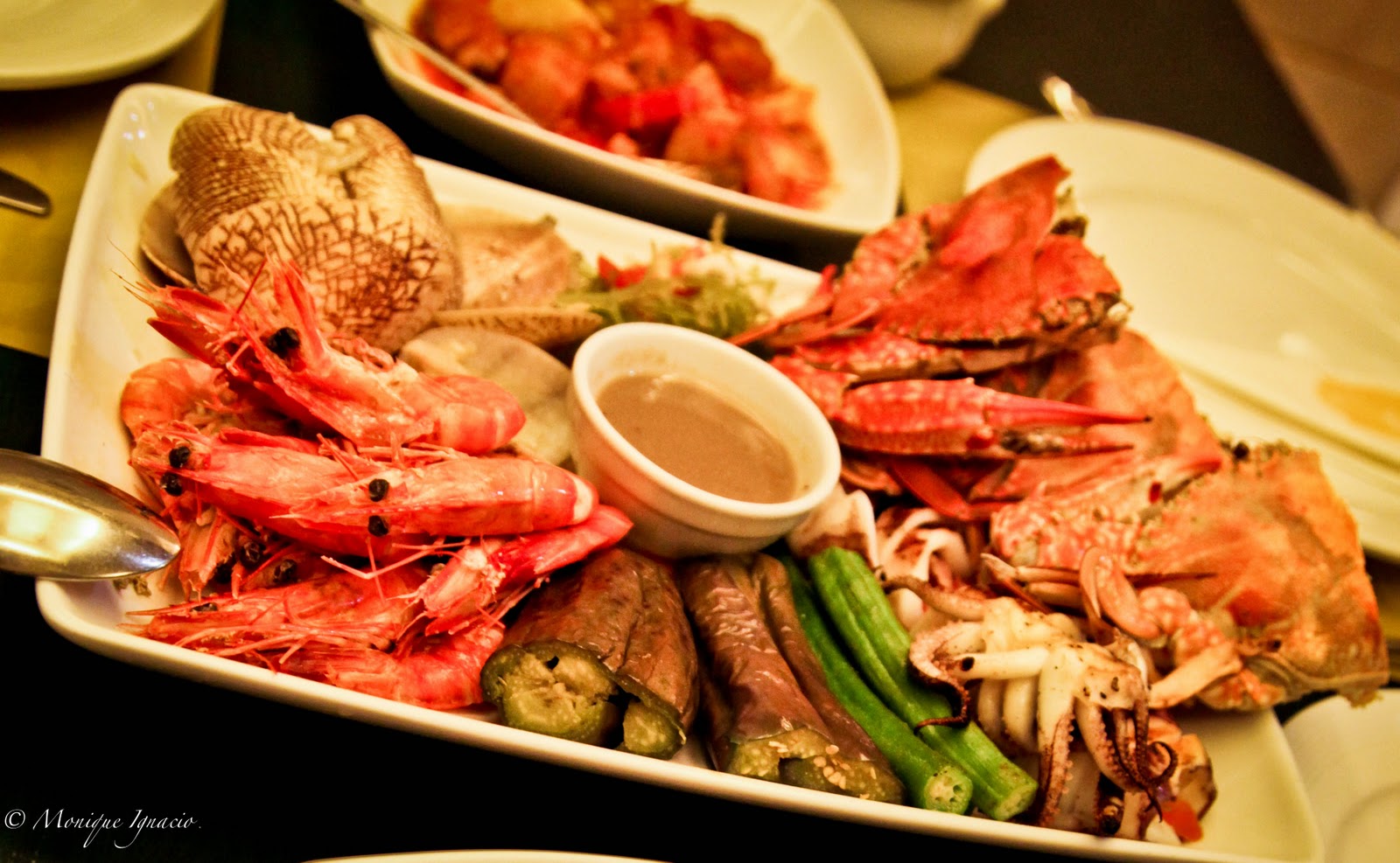 Hog Heaven: Eat, Play & laugh... in CEBU!