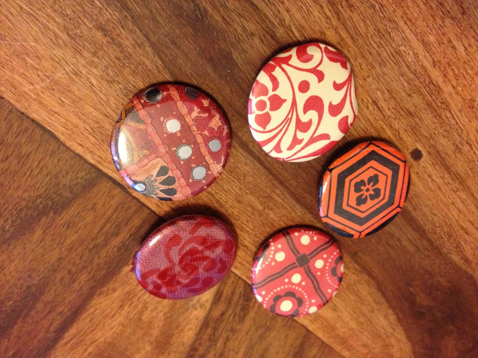 bastelbetrieb: Buttons